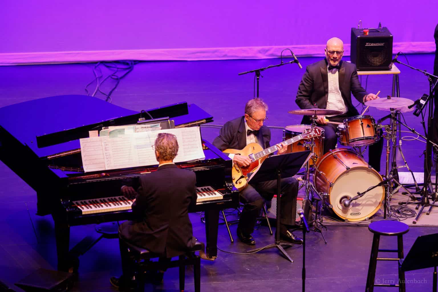 Don Berner Big Band – The Official Don Berner Big Band Website